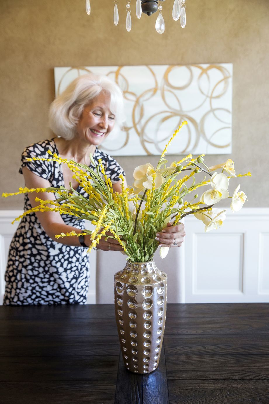 Dressed to sell: Home stager Andi Holliday's hands-on touches play to a ...