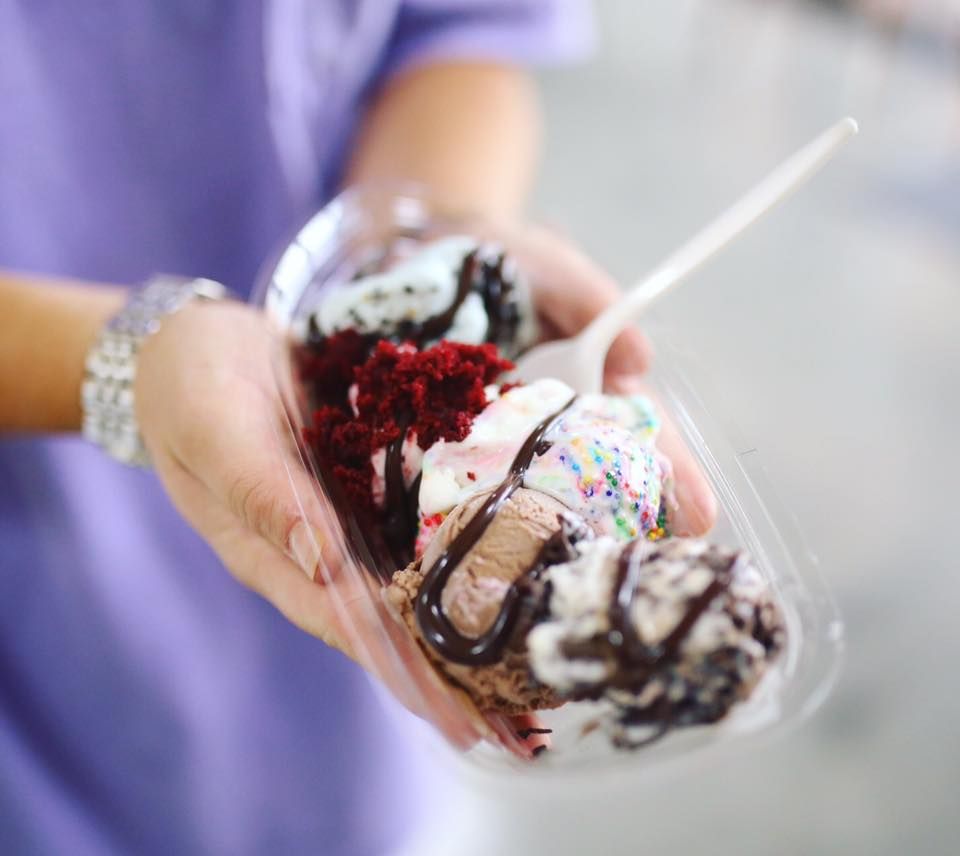 10 Questions with Michelle Salim of Smallcakes - inRegister