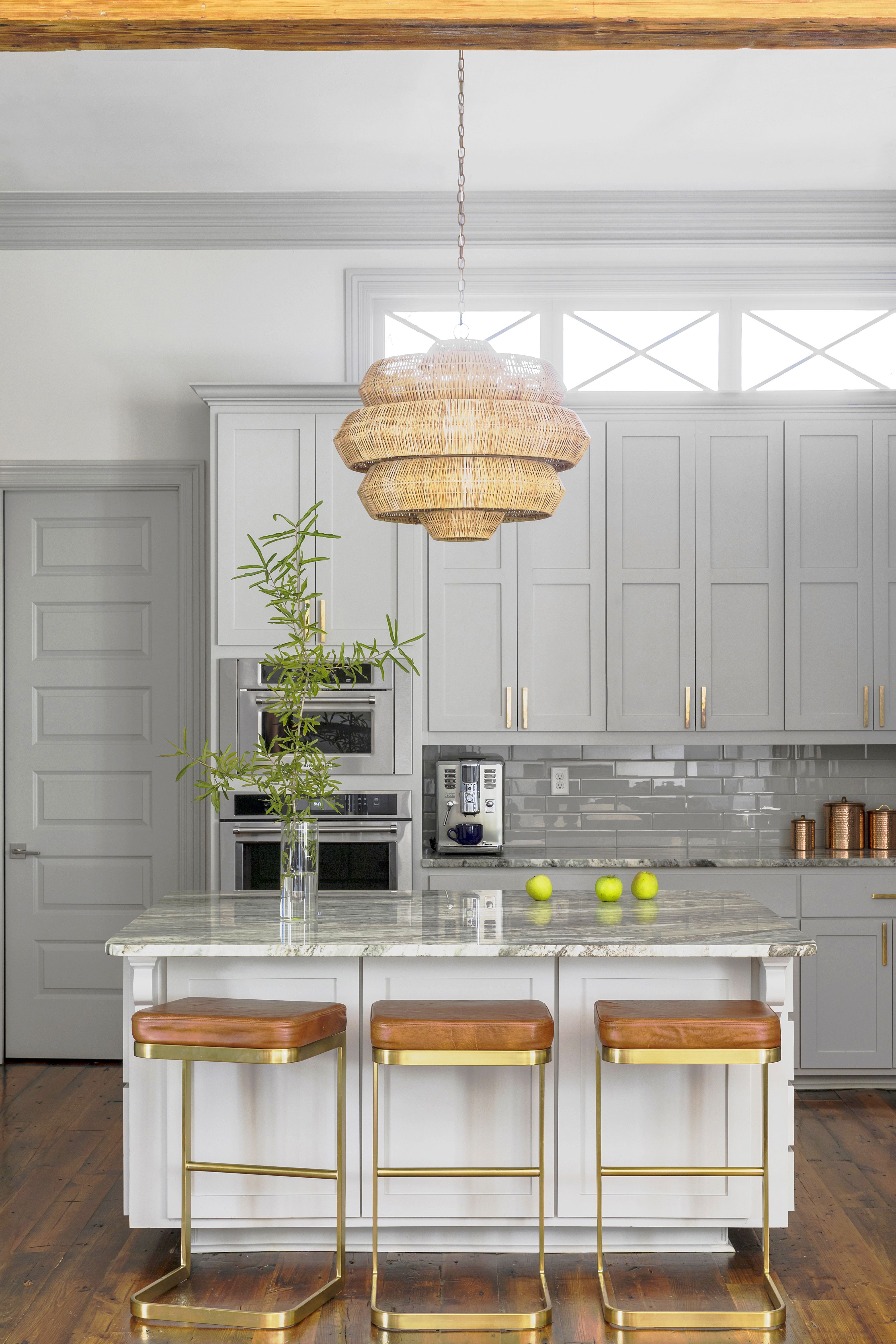 Statement pieces: A spec home gets special treatment - inRegister