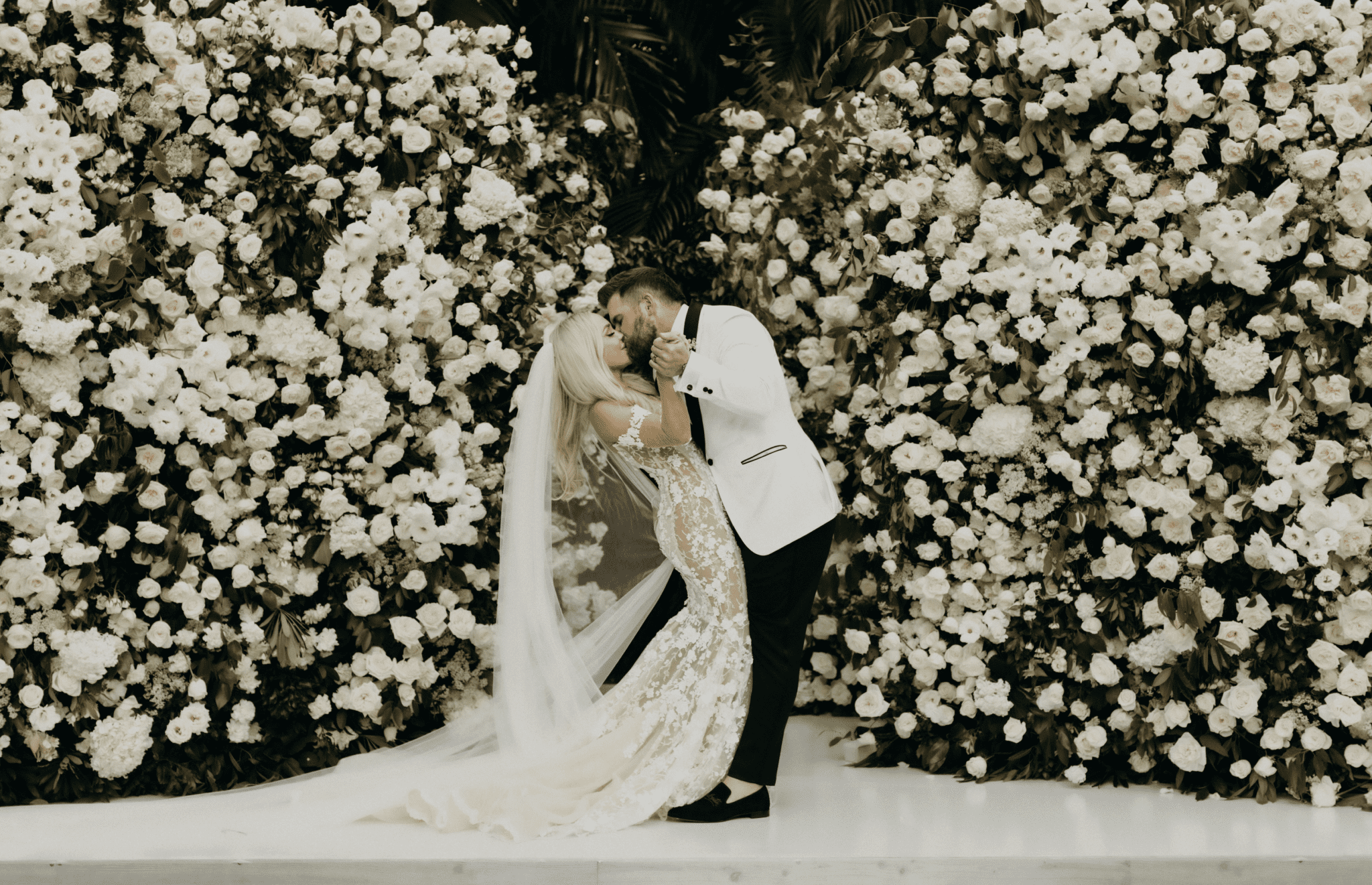 W.O.W.: Jordan Kepper and Dustin Johnson - inRegister