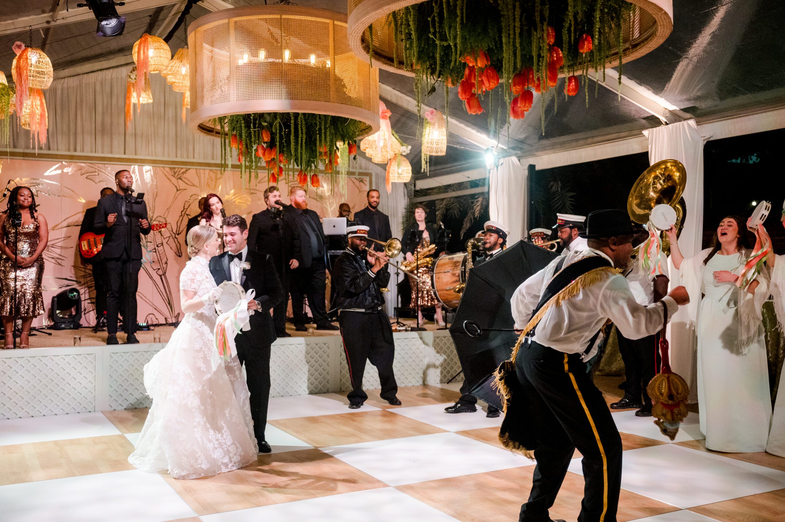 Elise McCanless and Connor Fields said ‘I do’ with a stylish New ...