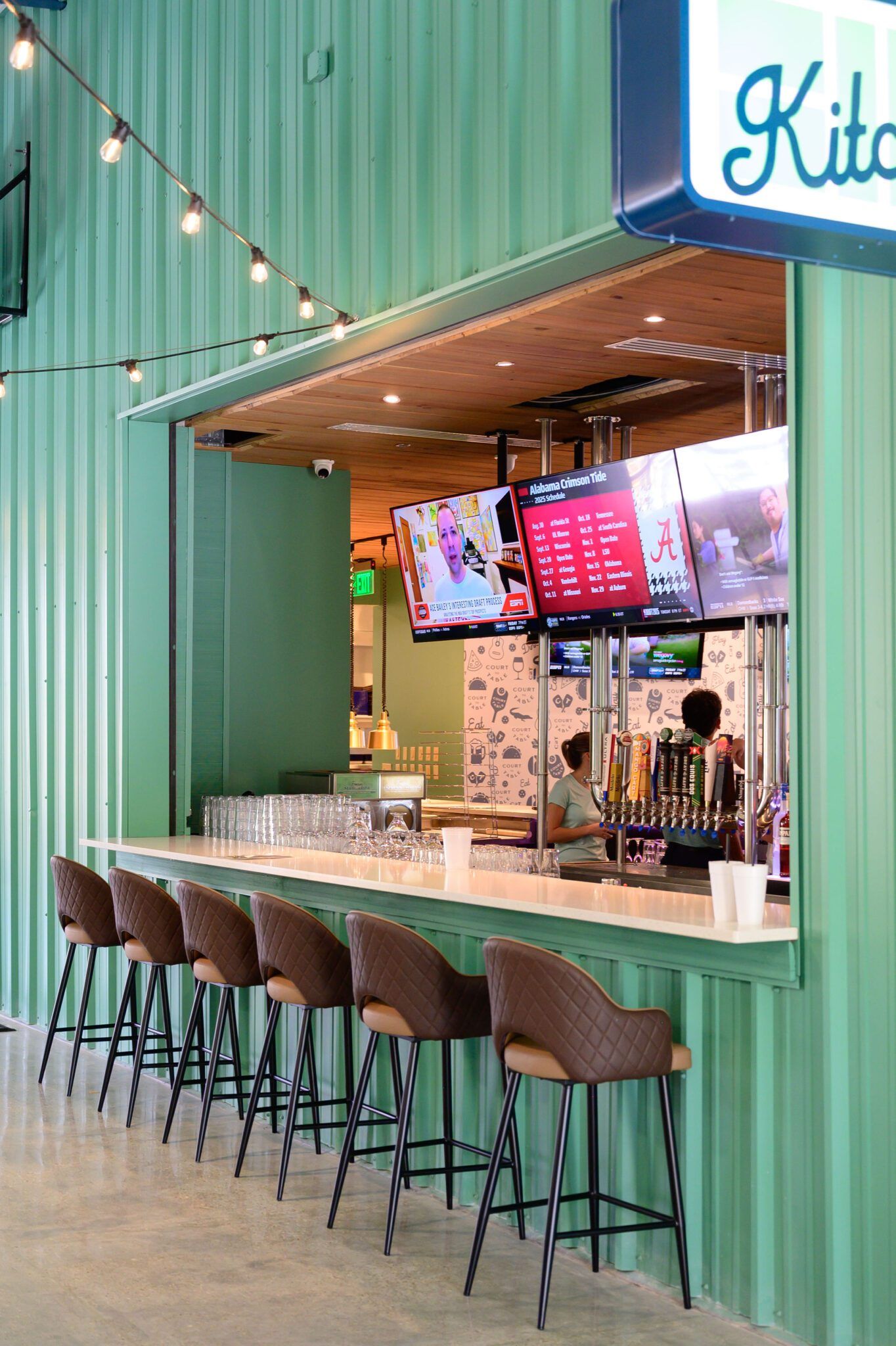 In a Pickle: Court to Table restaurant and pickleball facility opens in ...