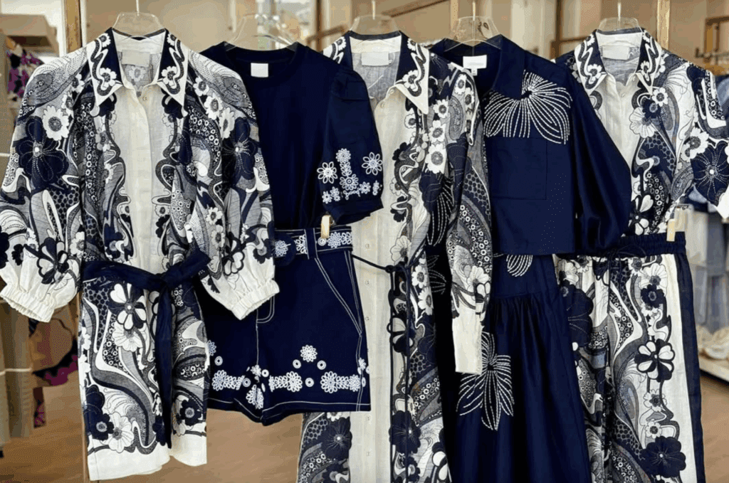 Sail Away: Navy is a neutral when it comes to summertime style - inRegister