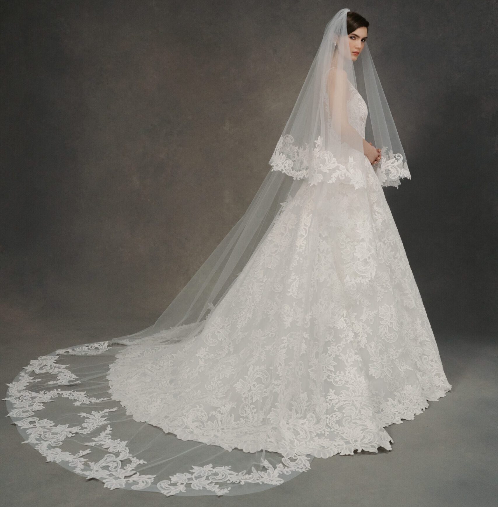 These trending wedding veils add drama to bridal looks - inRegister